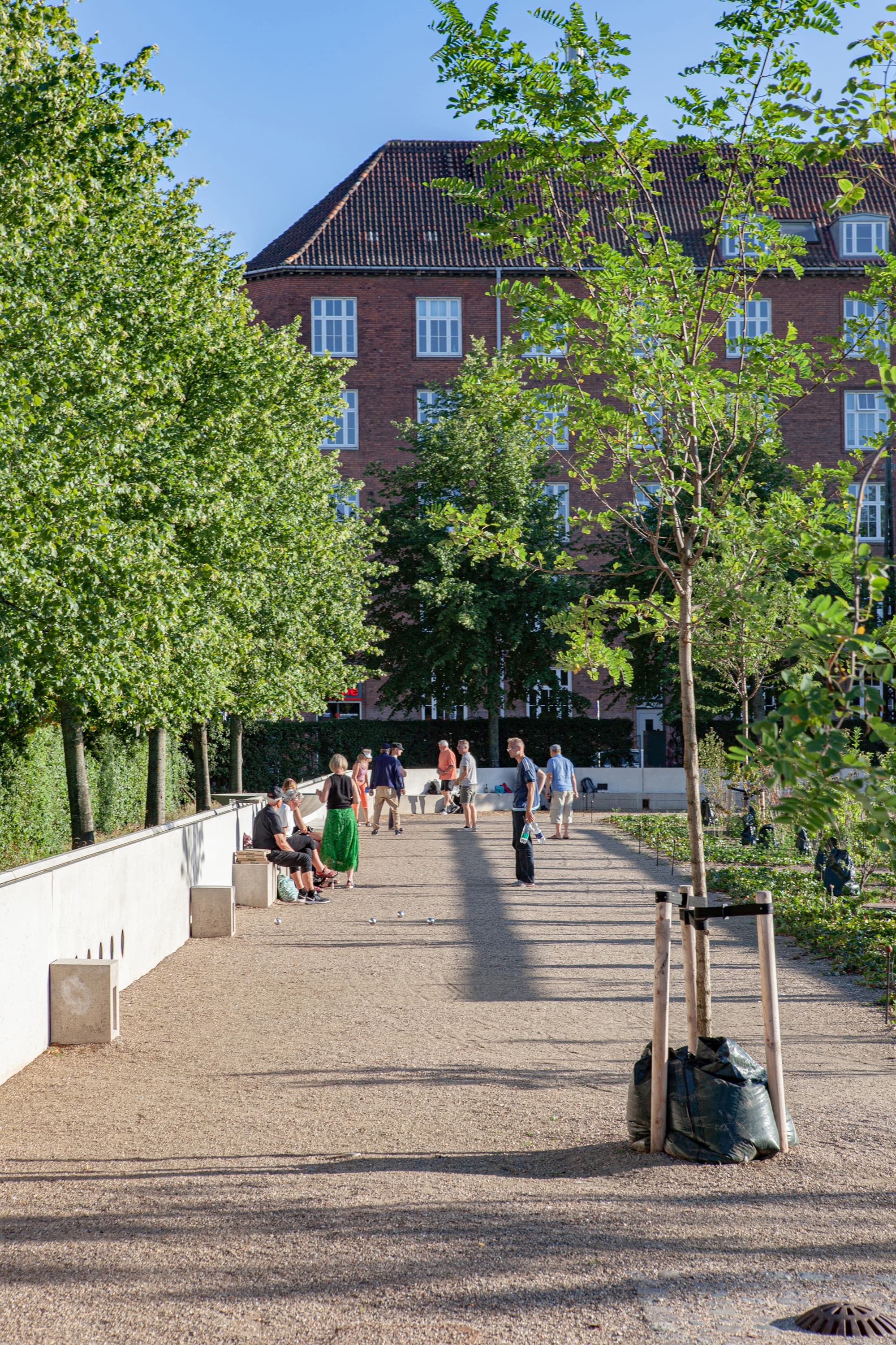 Enghaveparken: Dryshod in the footsteps of Arne Jacobsen - Danish ...