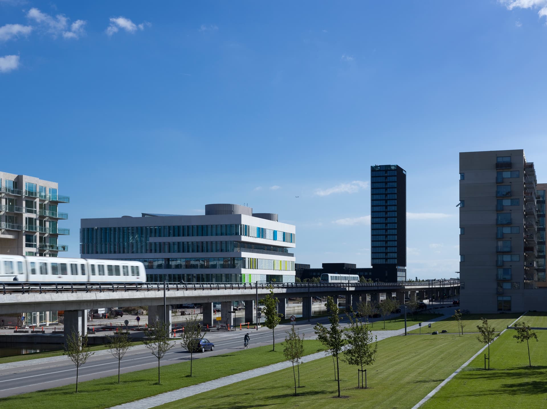 Ørestad Gymnasium: High School Without Borders - Danish Architecture ...