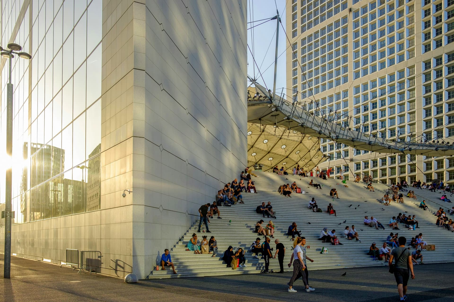 Grande Arche: The Danish-Designed Landmark at the Edge of Paris ...