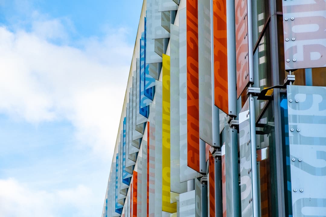 Ørestad Gymnasium: High School Without Borders - Danish Architecture ...